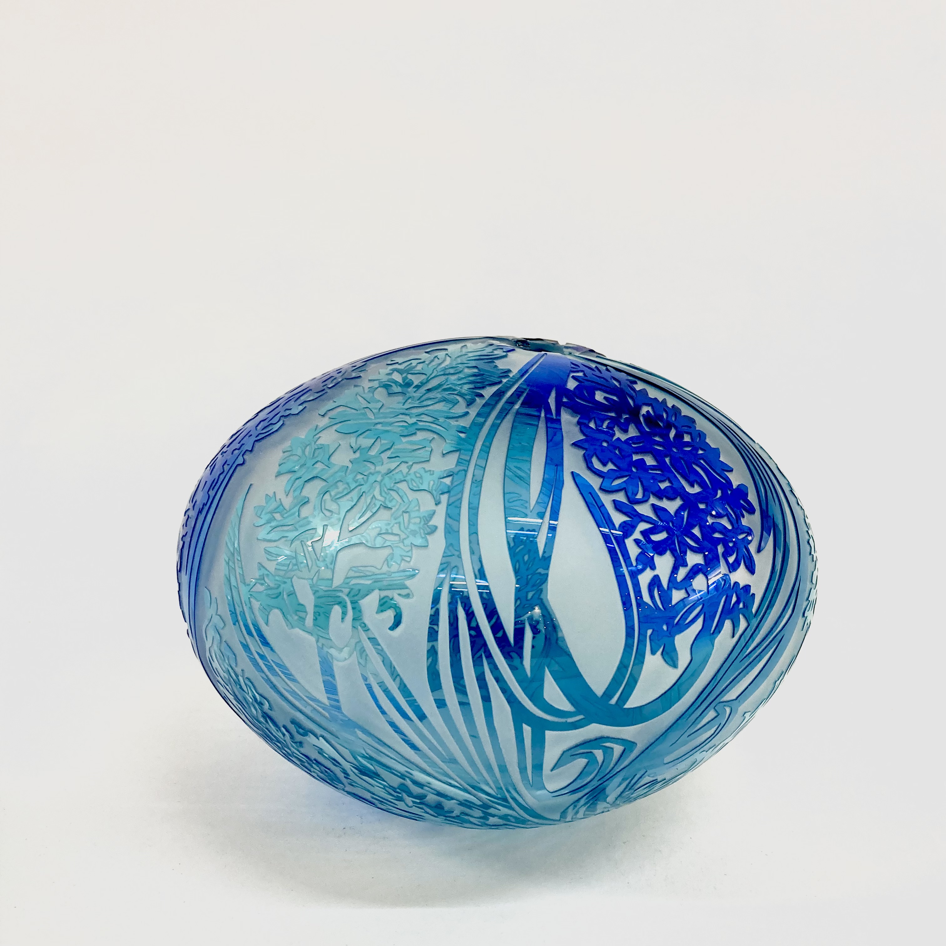 Louise Hawkins Glass | Hyacinth Pebble Form Large | Loco Glass Ltd ...